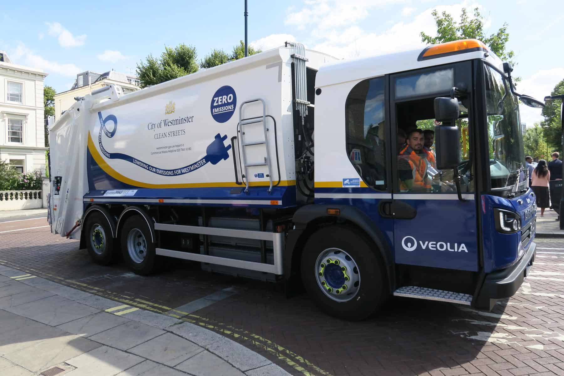 ‘Upcycled’ Refuse Collection Vehicles lead zero-emission revolution for ...
